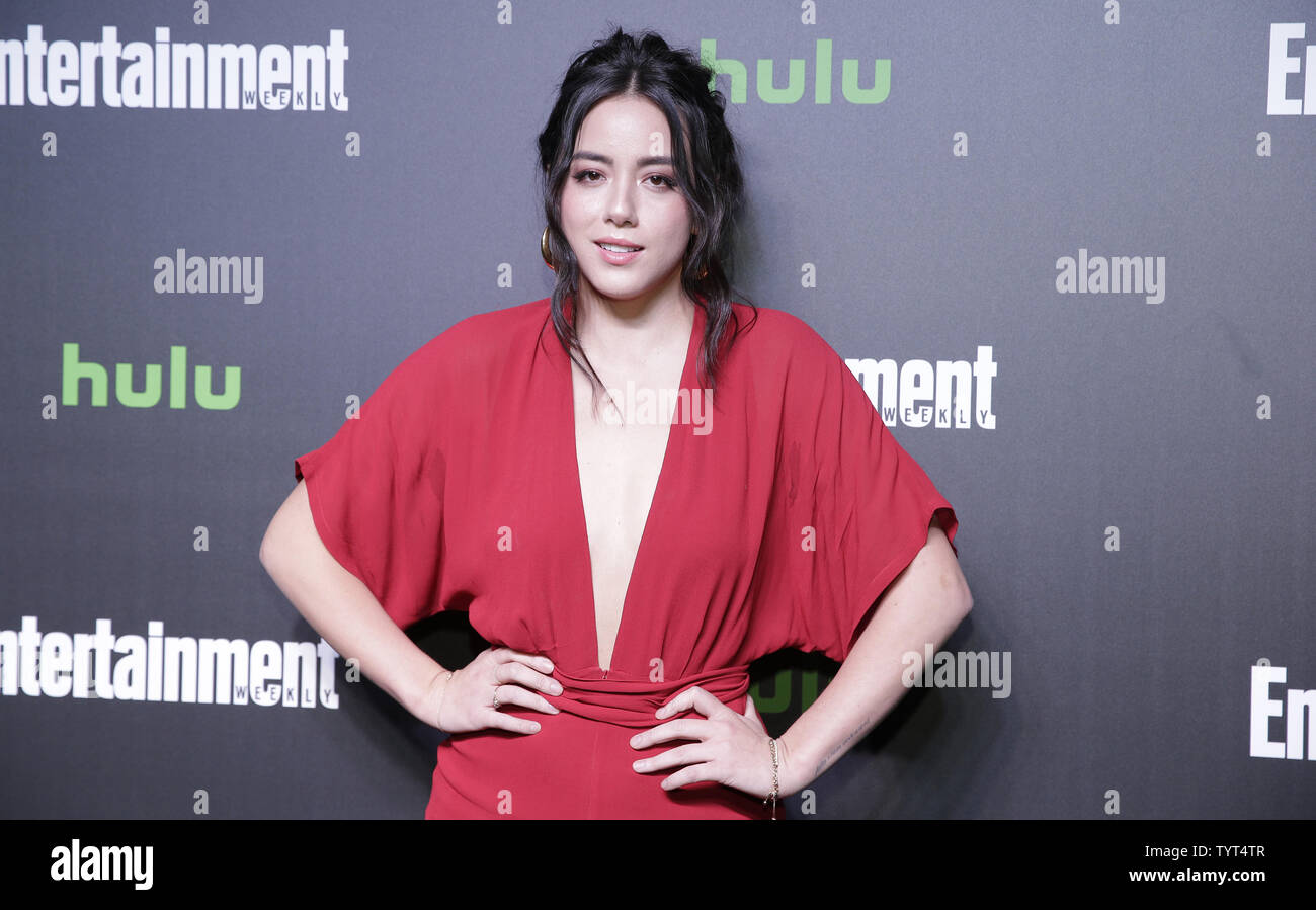 Chloe Bennet arrives on the red carpet Hulu's New York Comic Con After ...