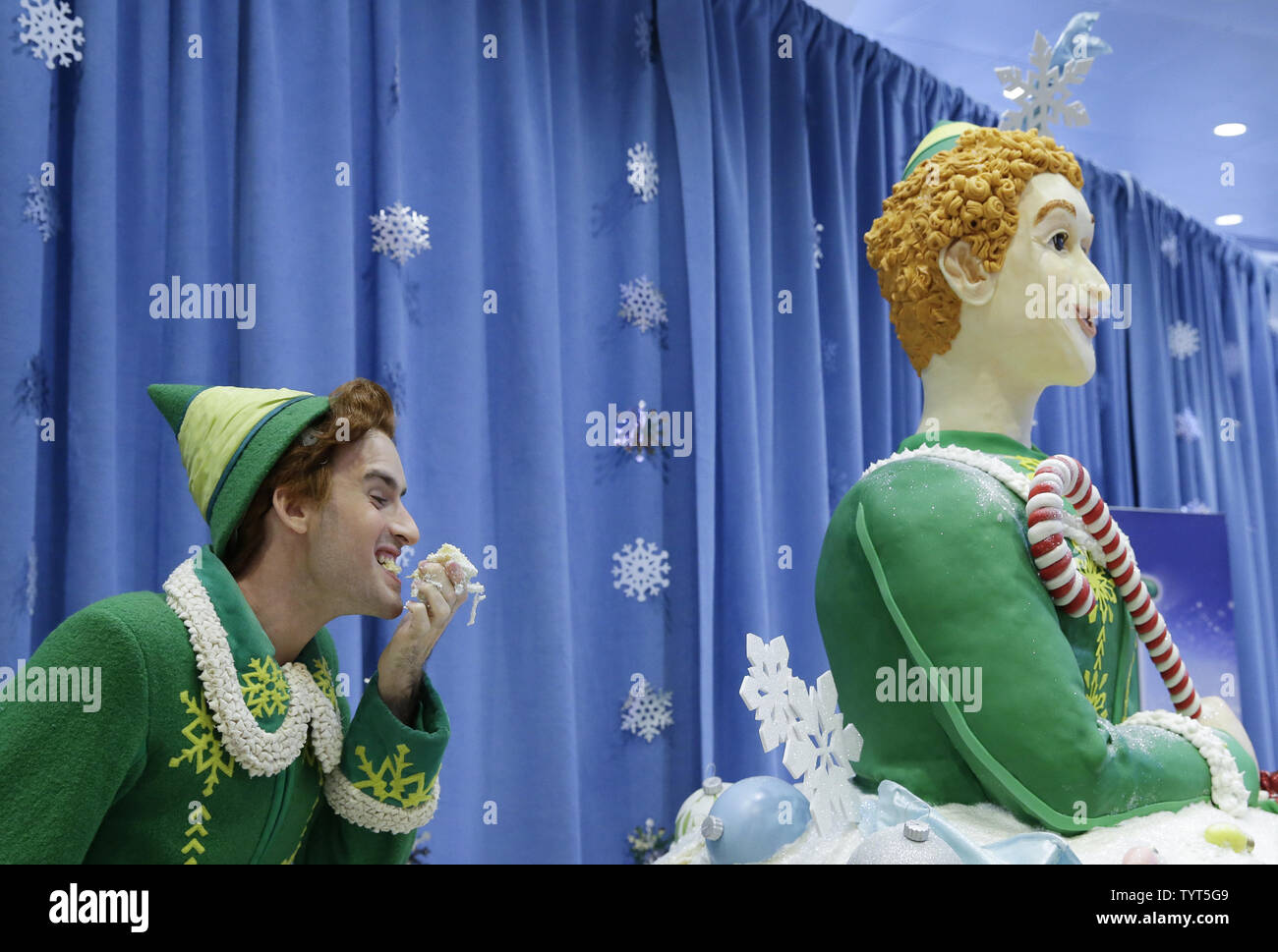 Buddy the elf hi-res stock photography and images - Alamy