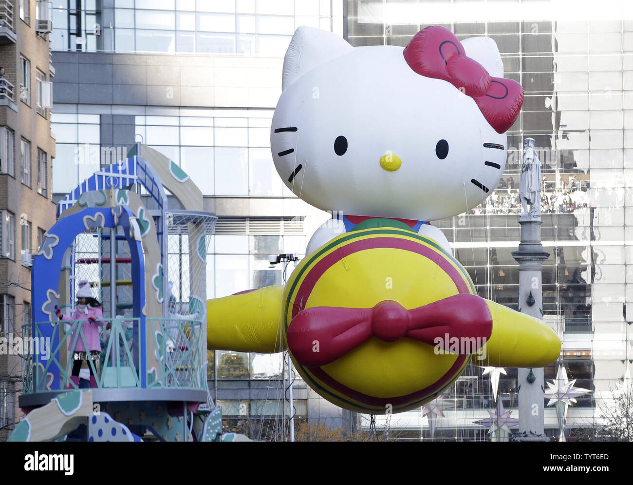 The Hello Kitty Balloon moves down the parade route at the 91st Macy's ...