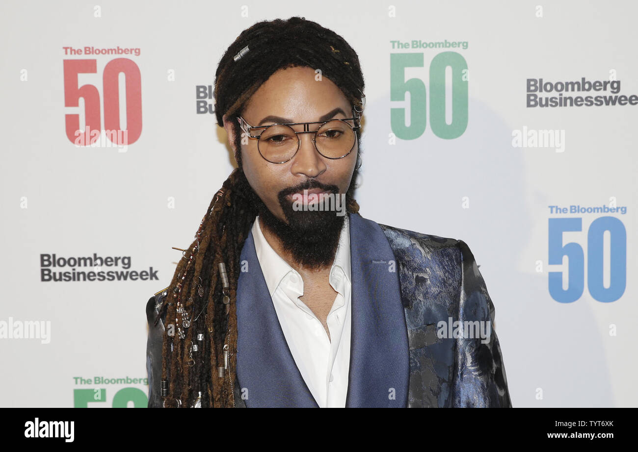 Ty Hunter arrives on the red carpet at 'The Bloomberg 50' Celebration ...