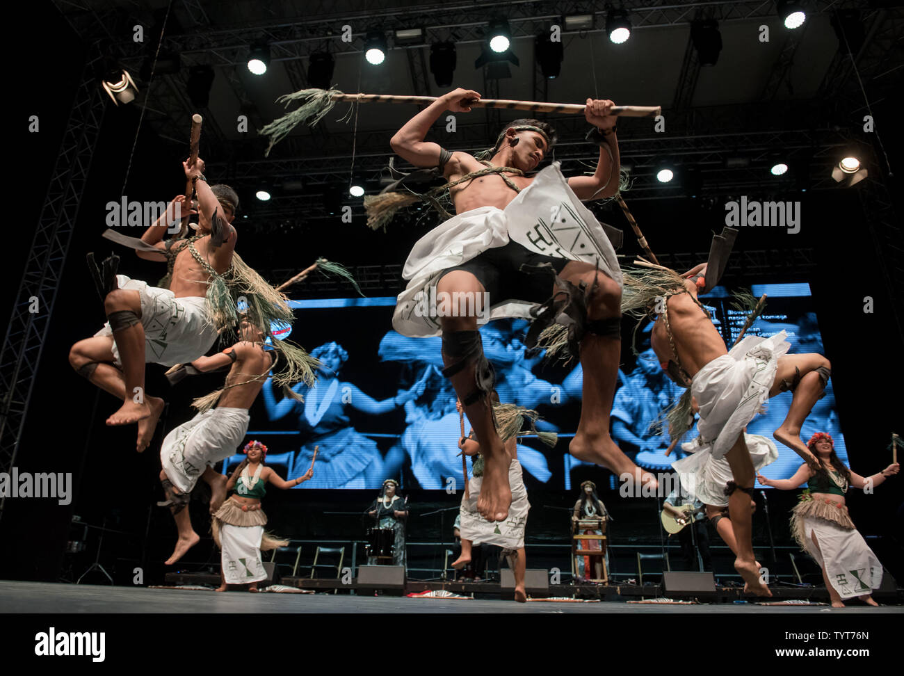 Inetnon hi-res stock photography and images - Alamy