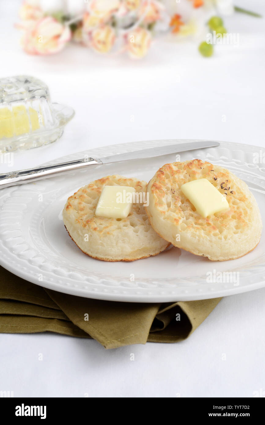 English crumpet hi-res stock photography and images - Alamy