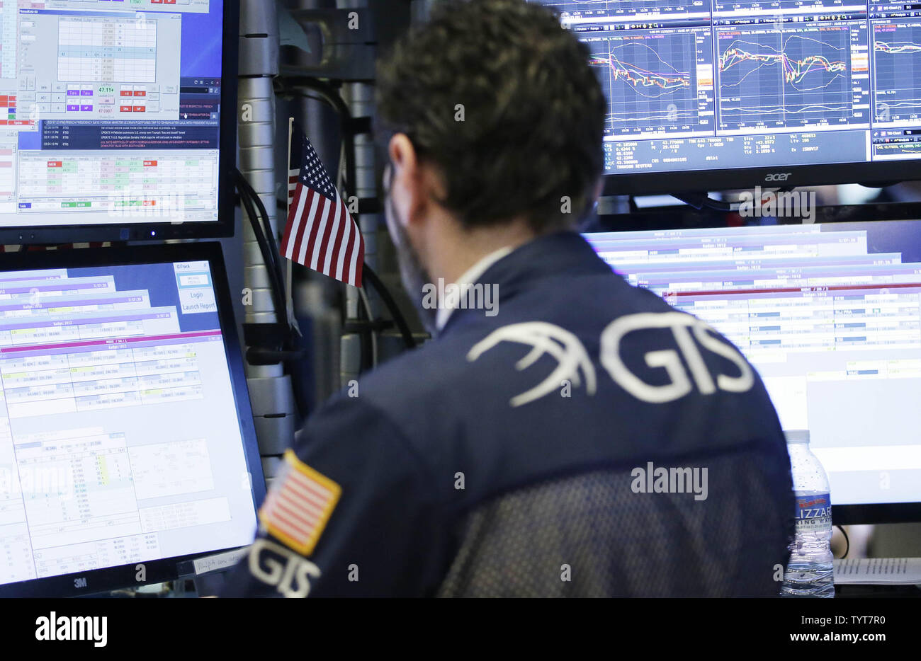 Trading floor wall street 2018 hi-res stock photography and images - Alamy