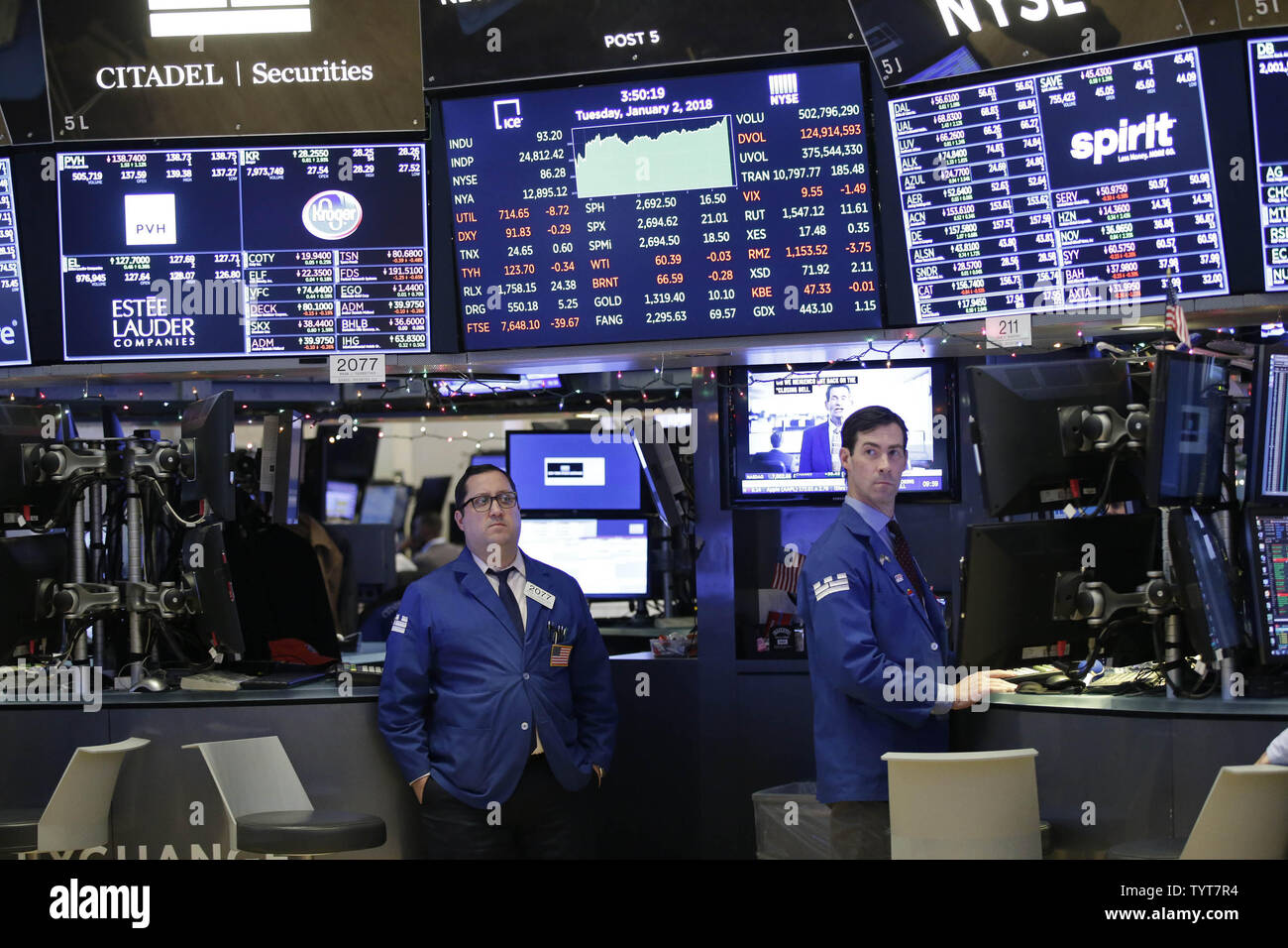 Trading floor wall street 2018 hi-res stock photography and images - Alamy