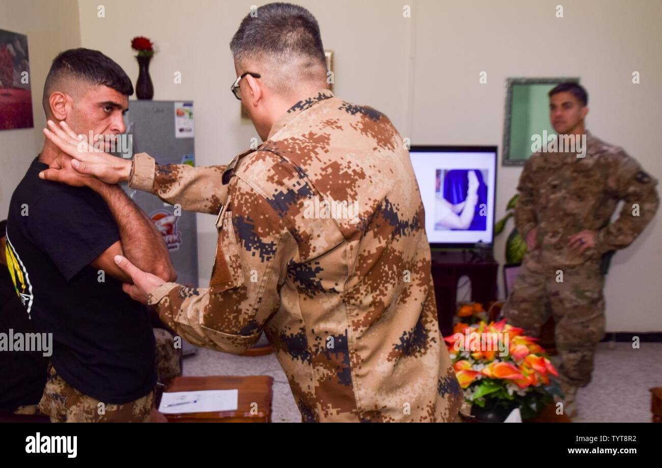 Army orthopedic clinic hi-res stock photography and images - Alamy