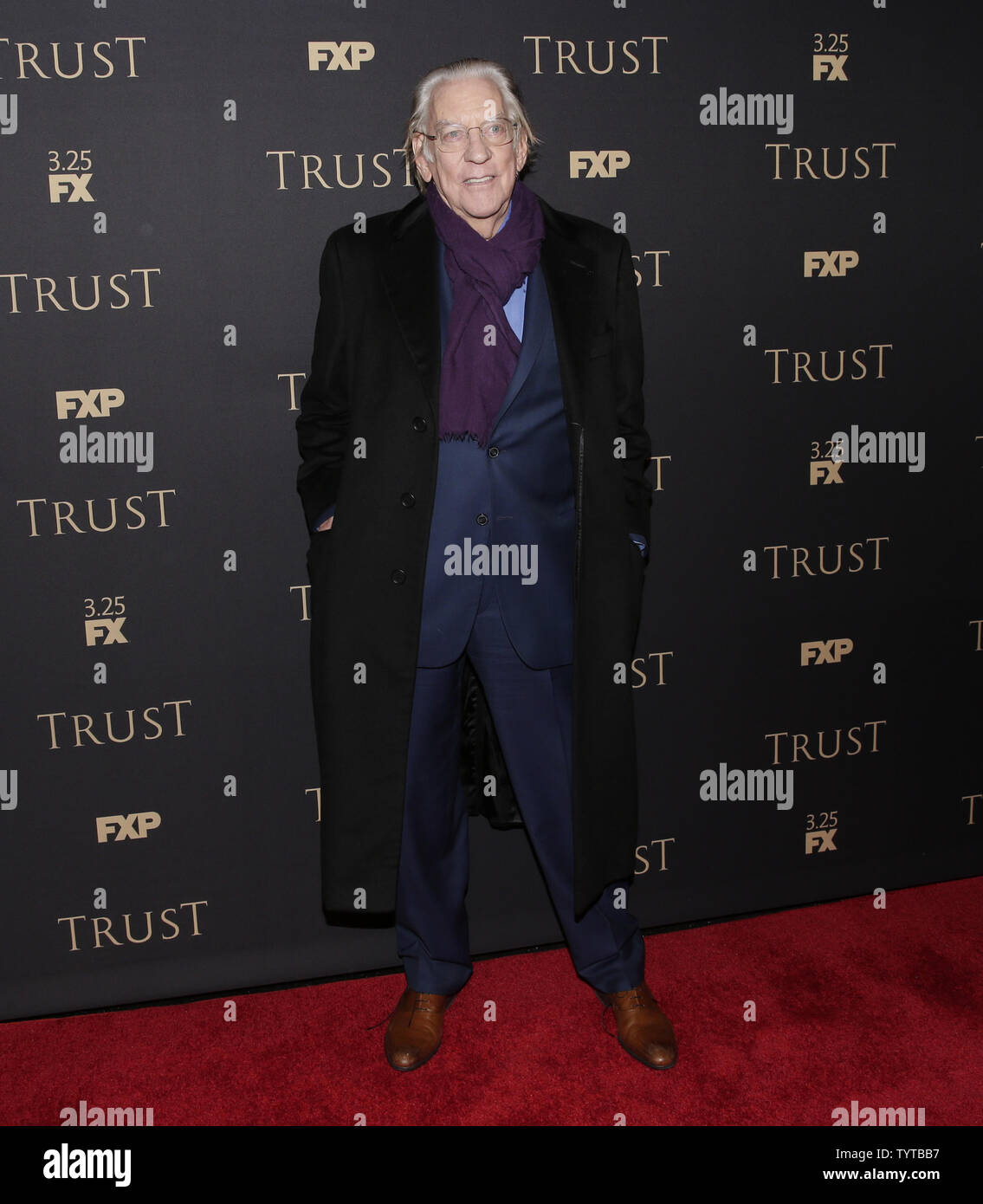 Donald Sutherland arrives on the red carpet at the 2018 FX Annual All ...