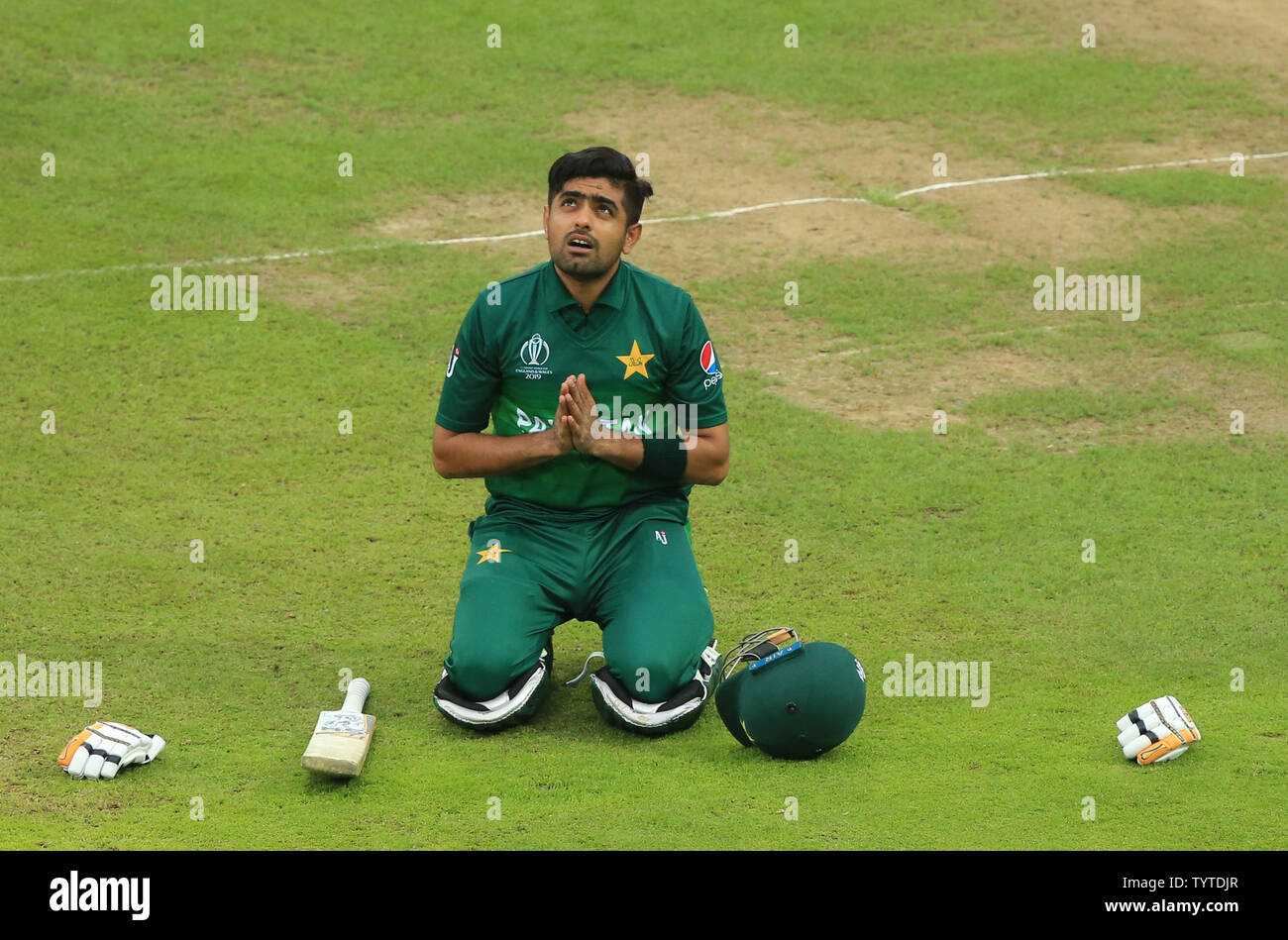 Babar azam pakistan hi-res stock photography and images - Alamy