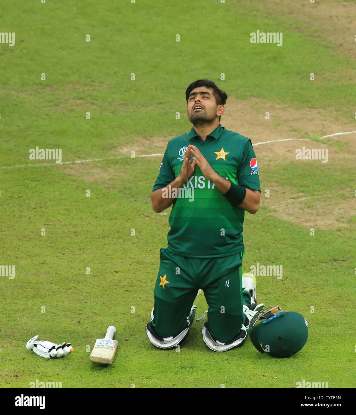 Babar azam hi-res stock photography and images - Alamy