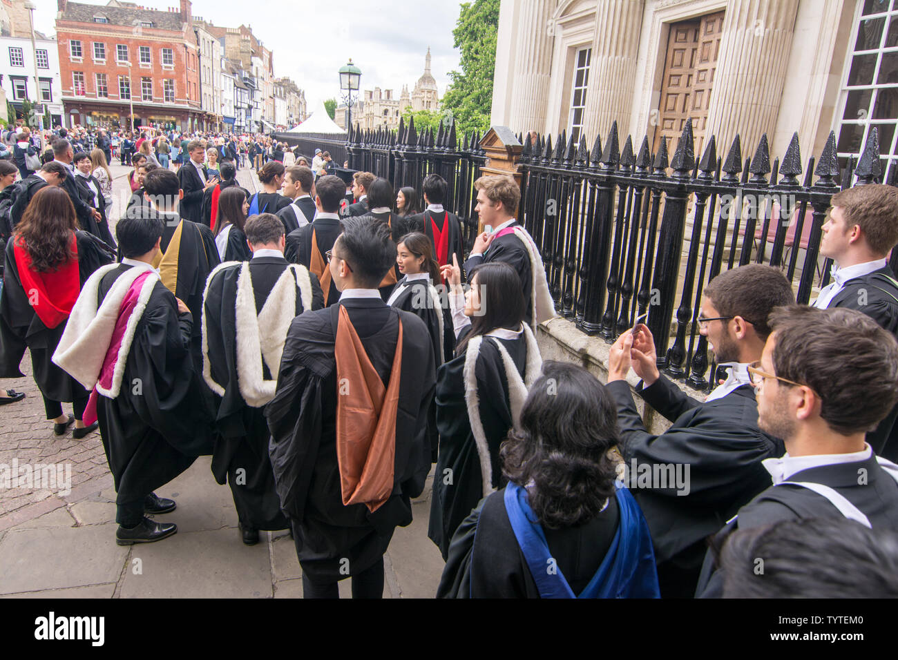 Colour of graduation gowns has a meaning sybolizing something, Pale ...