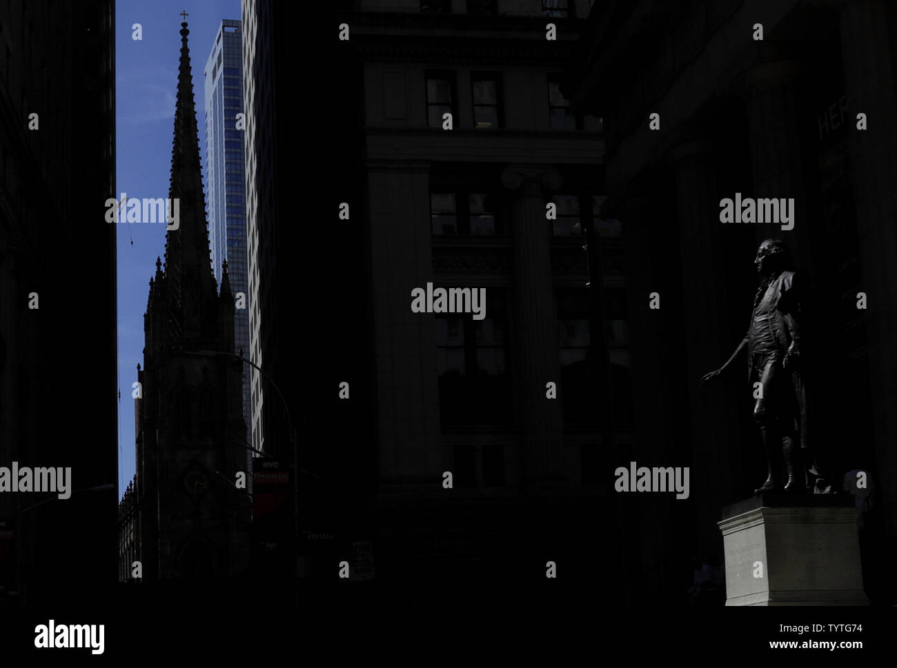 Trinity hall new york hi-res stock photography and images - Alamy