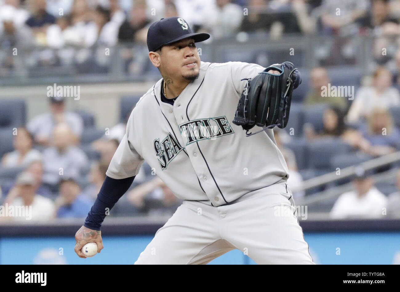 Seattle Mariners starting pitcher Felix Hernandez throws a pitch in the ...