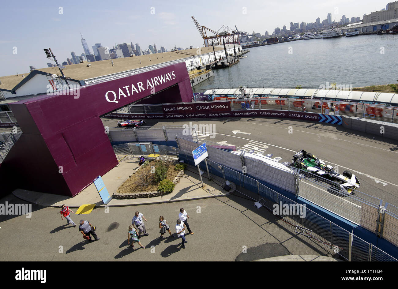 Cars race around the track during qualifying rounds at the FIA Formula ...