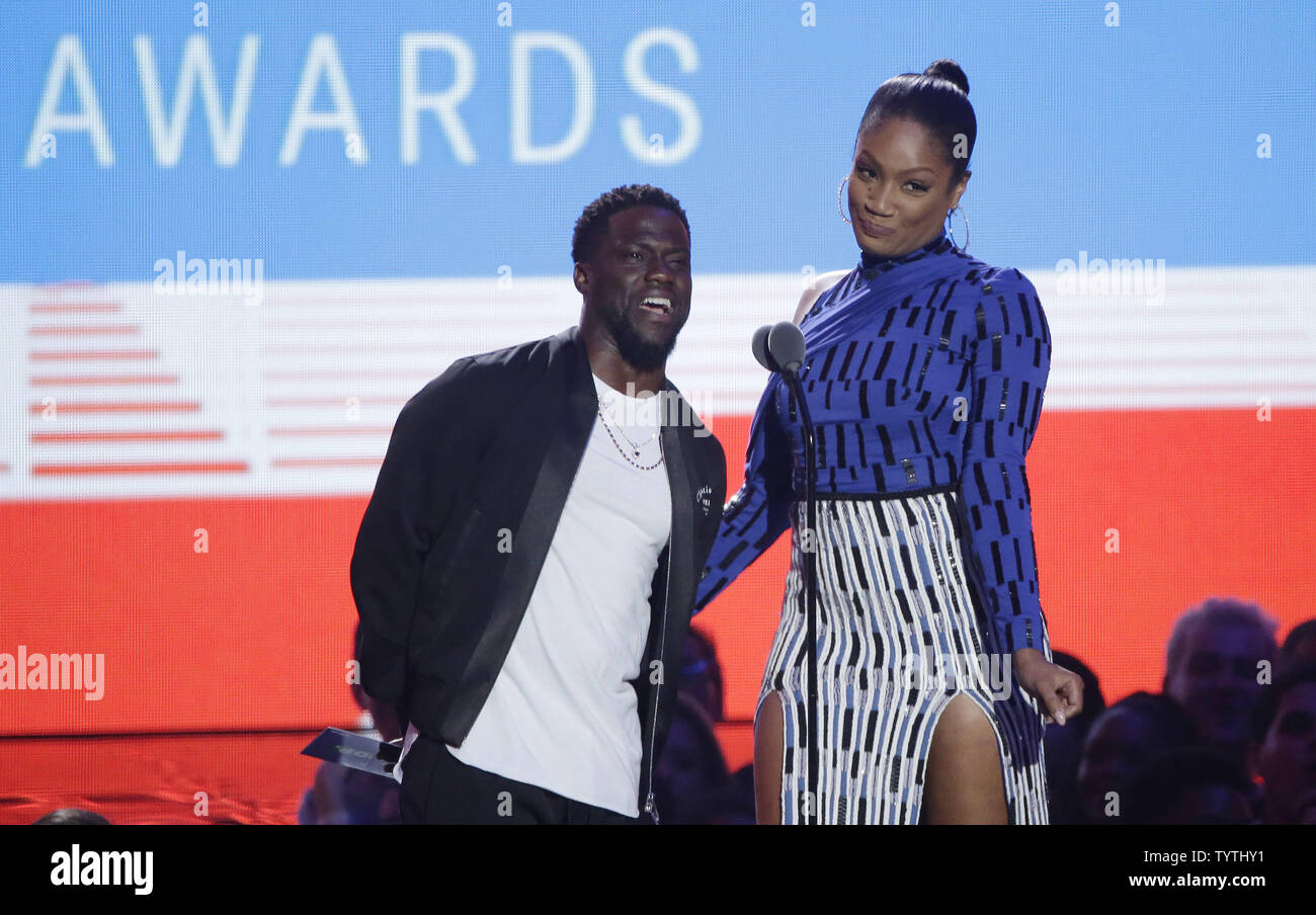 Comedian Kevin Hart and Tiffany Haddish help open the 35th annual MTV ...