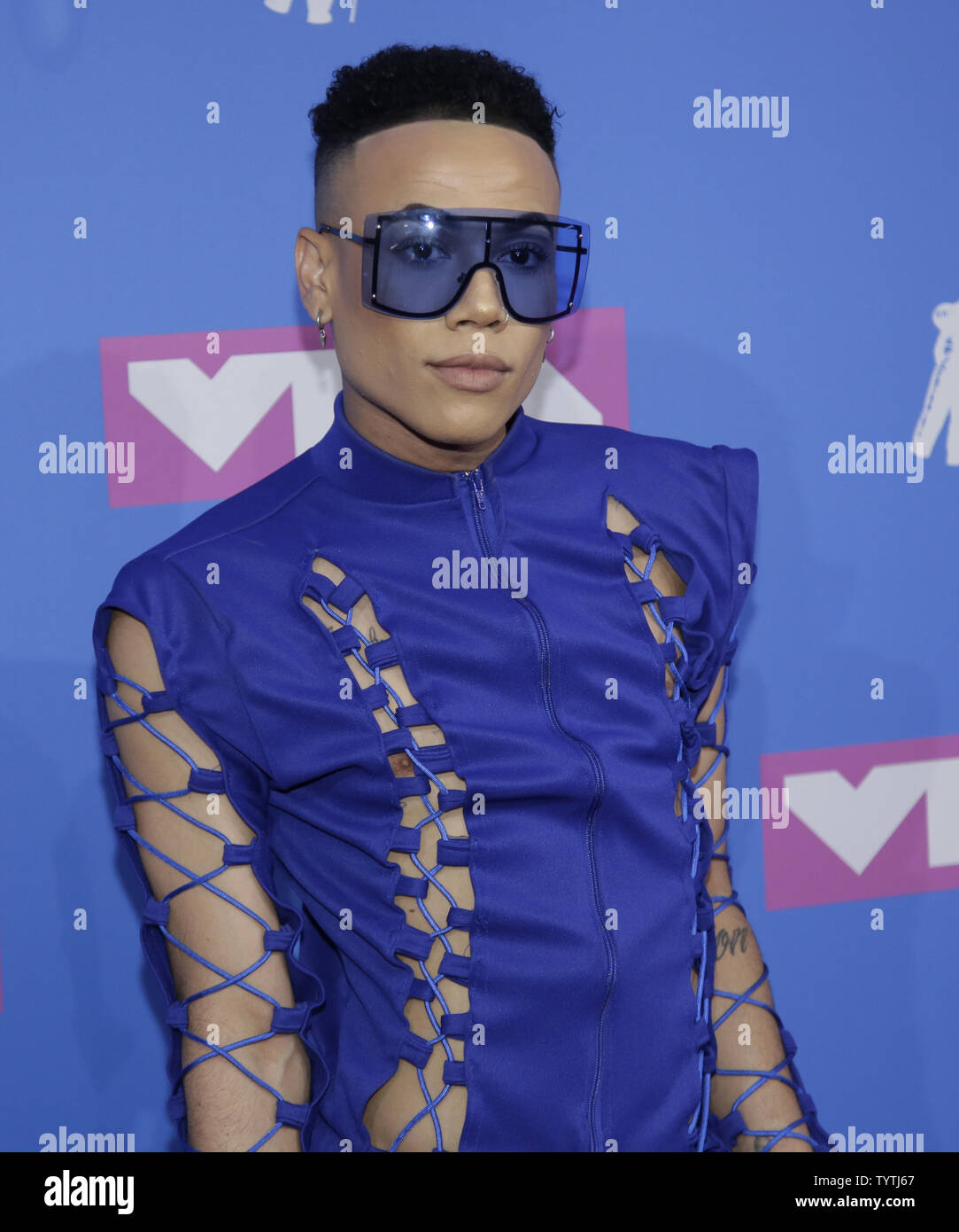 Bobby Lytes arrives on the red carpet at the 35th annual MTV Video ...