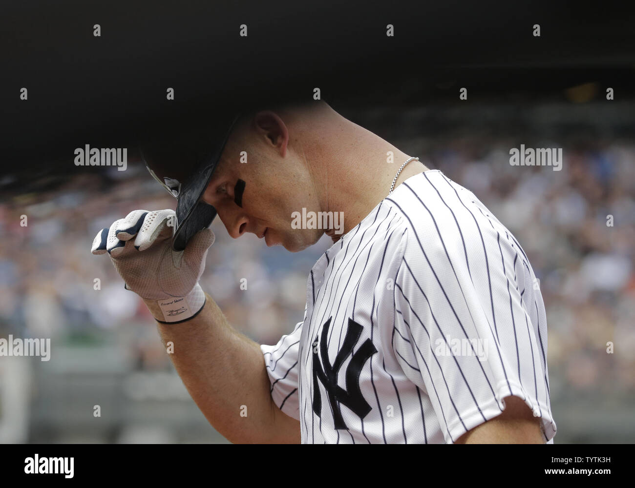 New York Yankees batter Brett Gardner reacts after he popped out ...