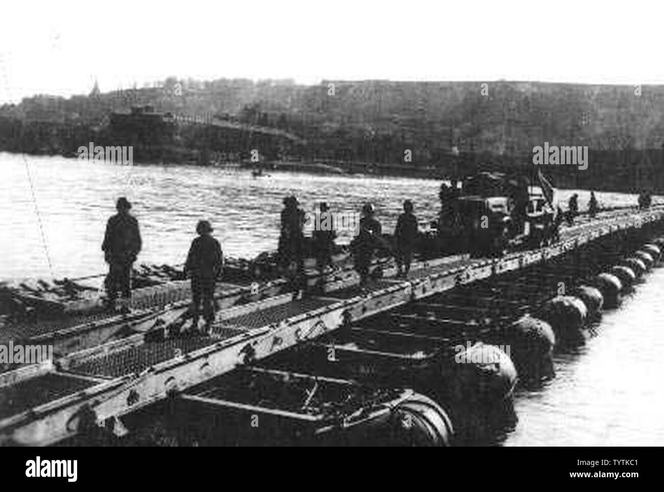 Soldiers from engineer battalion Black and White Stock Photos & Images ...