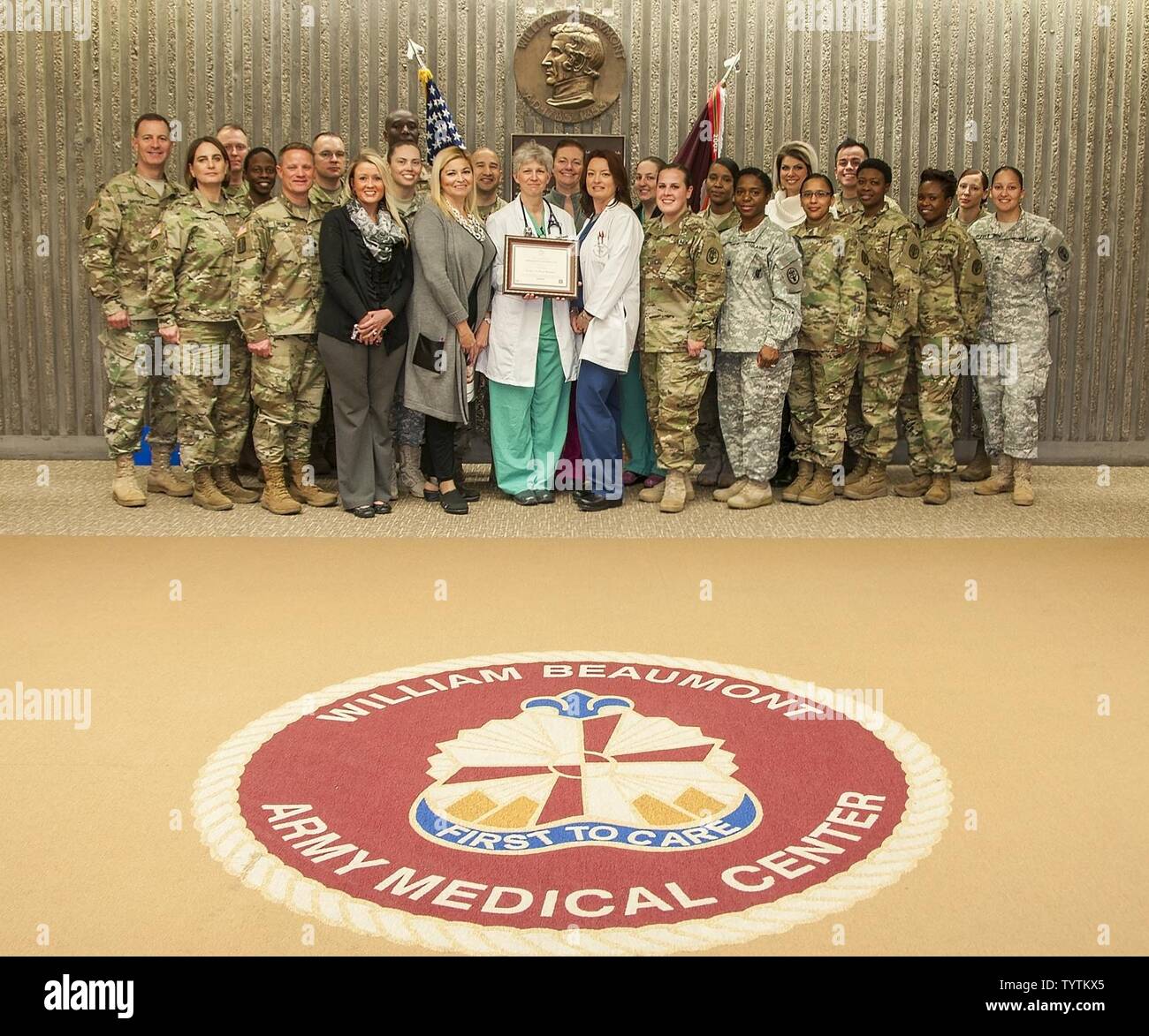 William Beaumont Army Medical Center Soldiers and staff pose for a ...