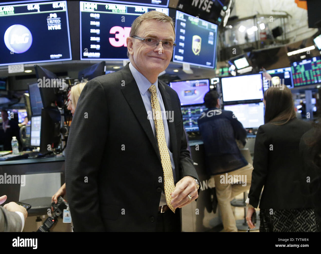Trading floor wall street 2018 hi-res stock photography and images - Alamy