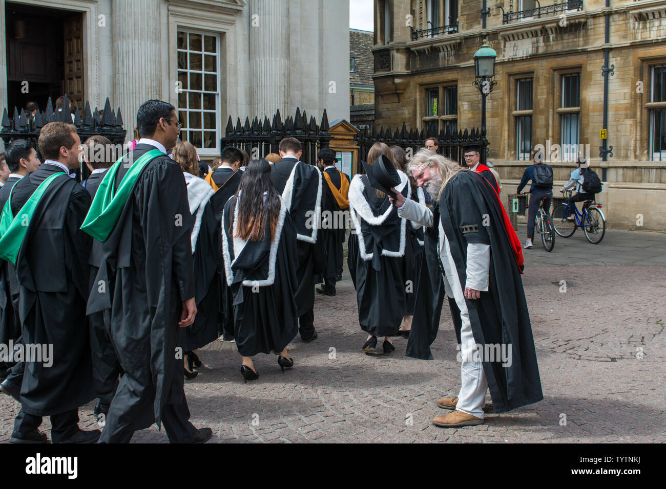 Cambridge uk, 2019-05-18, young adults standing outisde the Senate ...