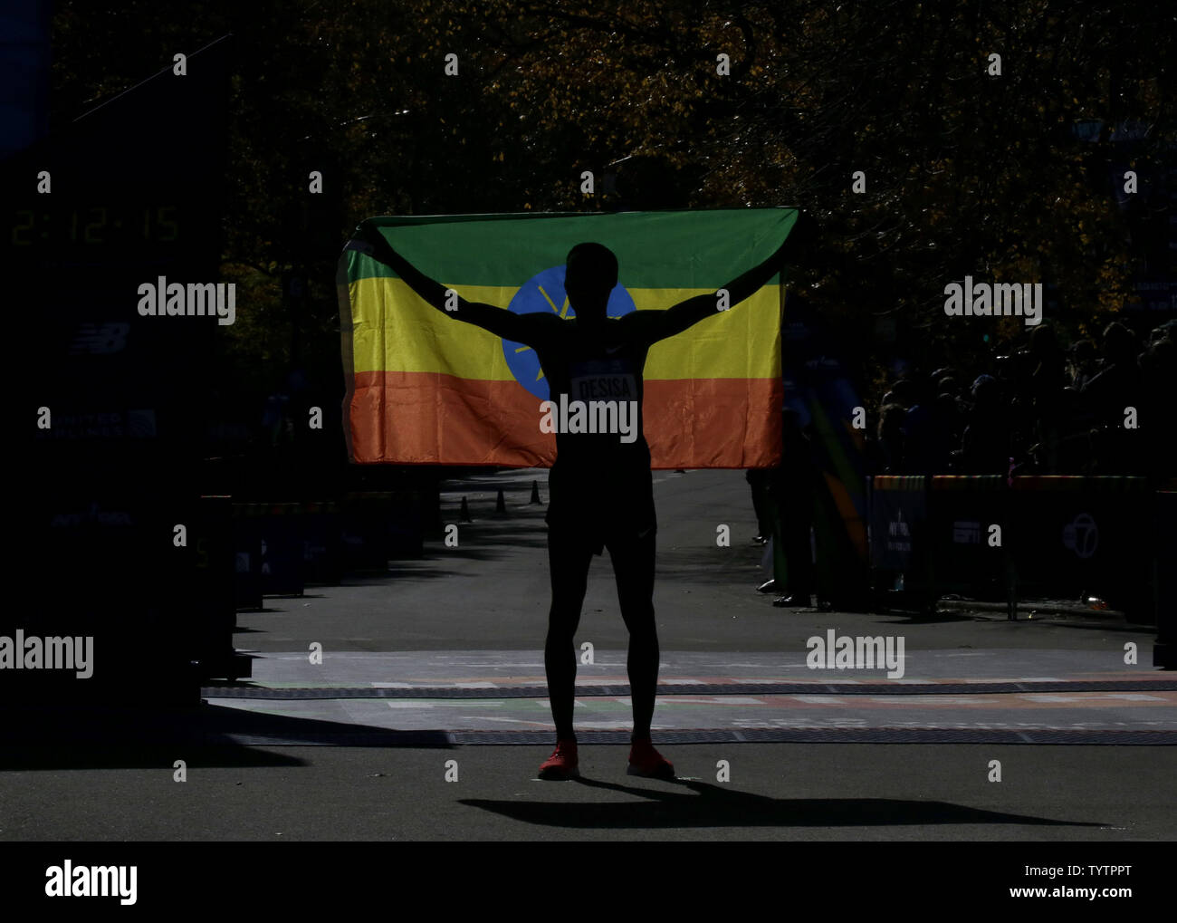 1st place finish line hi-res stock photography and images - Alamy