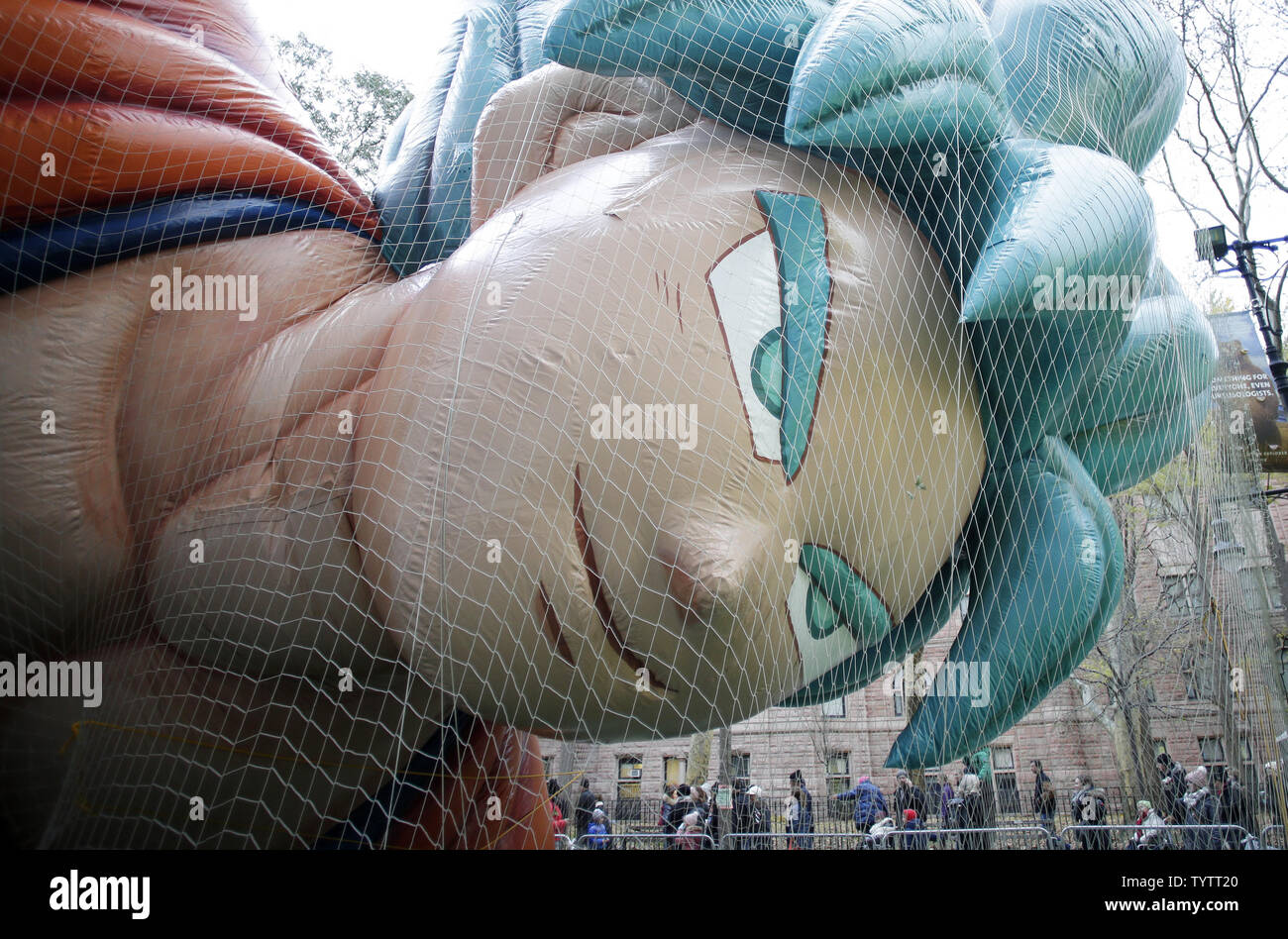 Broly dragon ball hi-res stock photography and images - Alamy