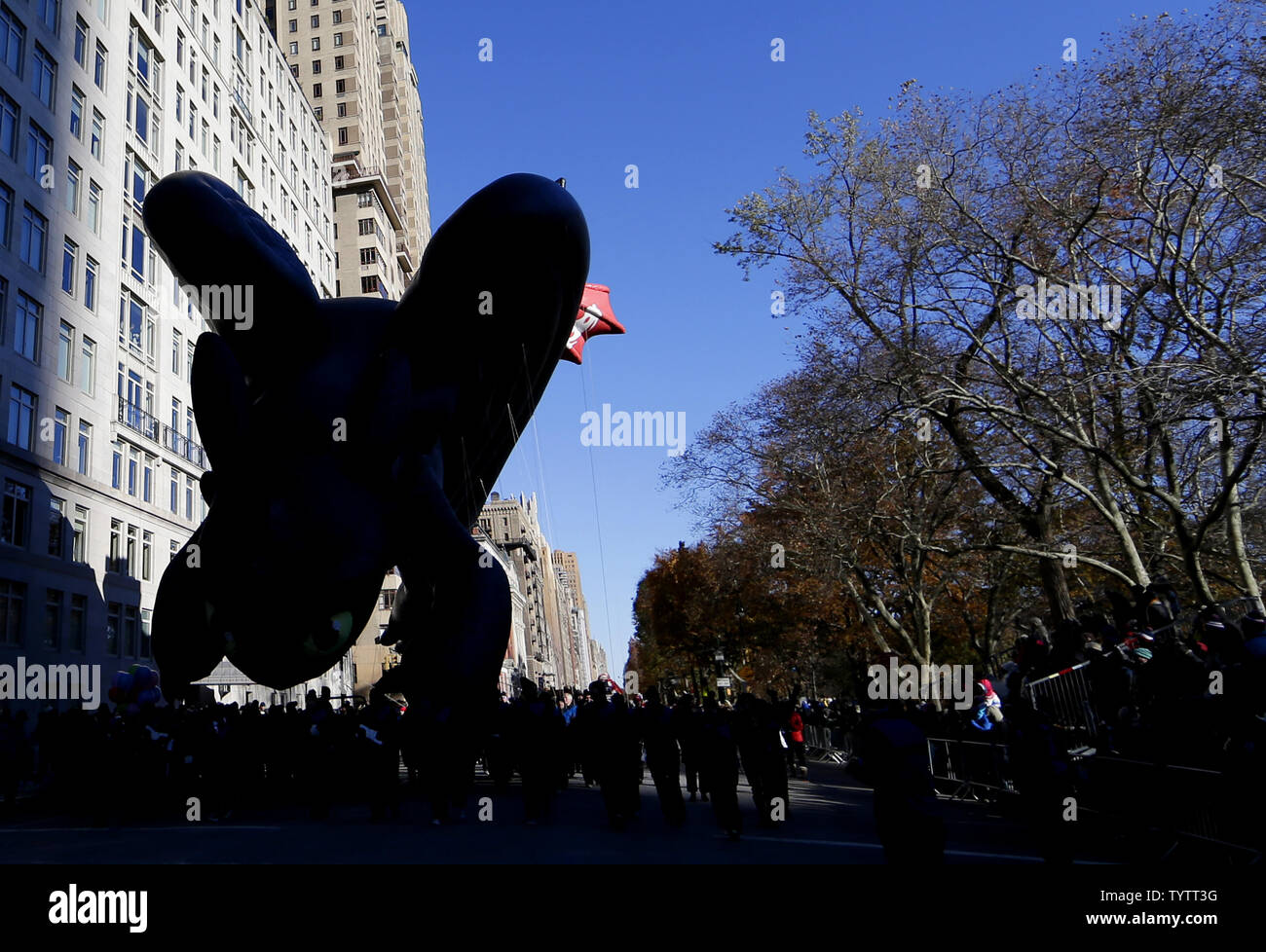 The Toothless From How To Train your Dragon balloon as well as other ...