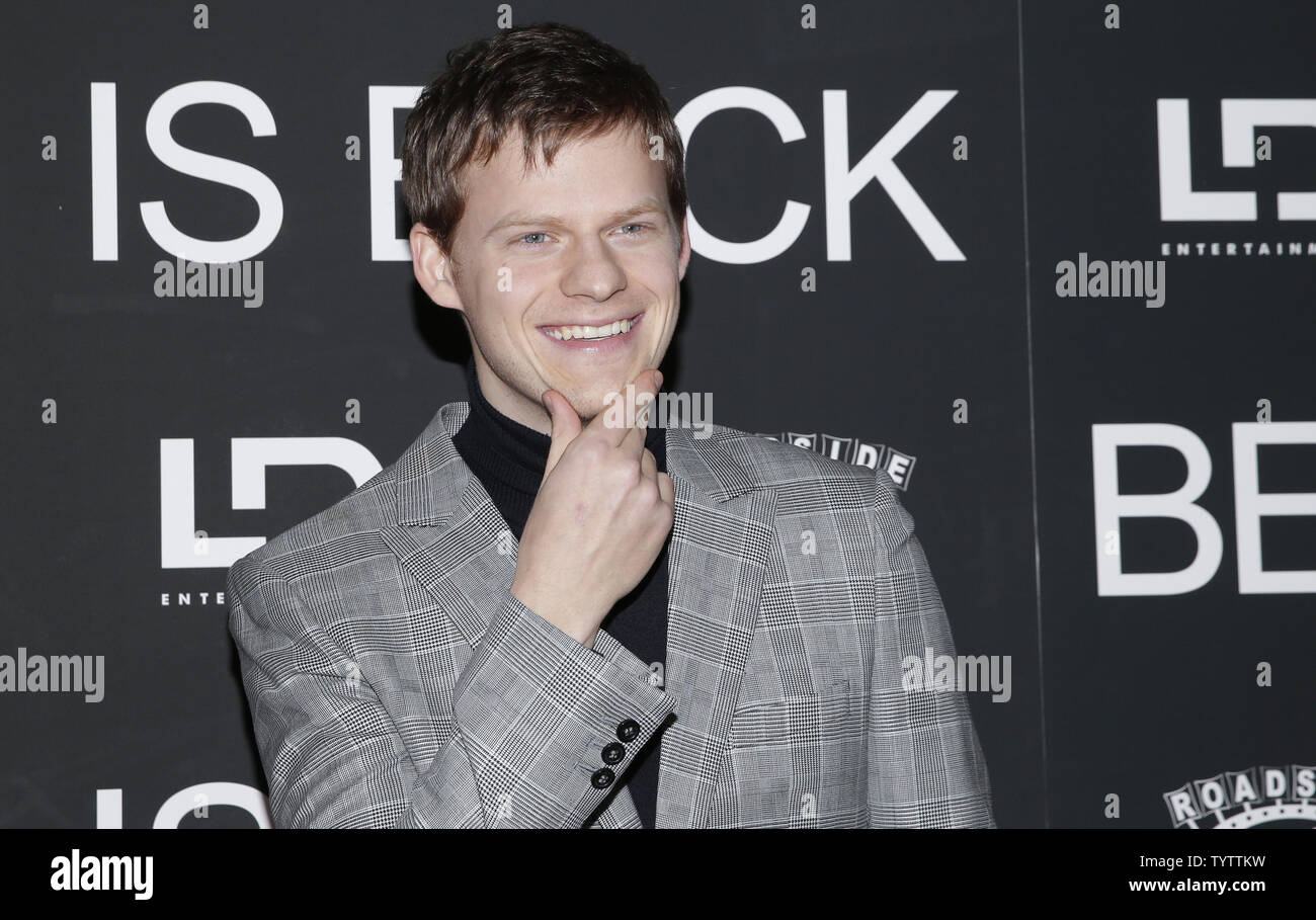 Lucas Hedges arrives on the red carpet at the 'Ben is Back' New York ...