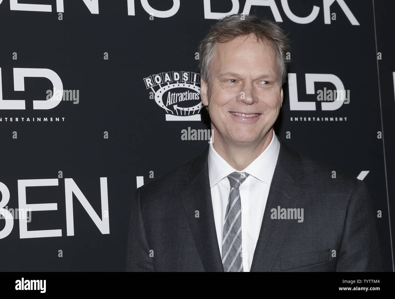 Peter Hedges arrives on the red carpet at the 'Ben is Back' New York premiere at AMC Loews ...