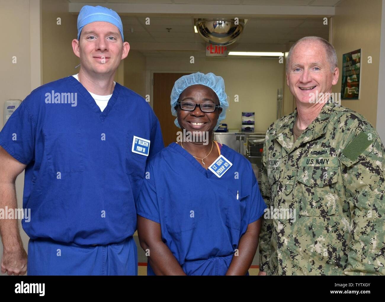 JACKSONVILLE, Fla. (Nov. 29, 2016) – Capt. David Collins (right), Naval ...