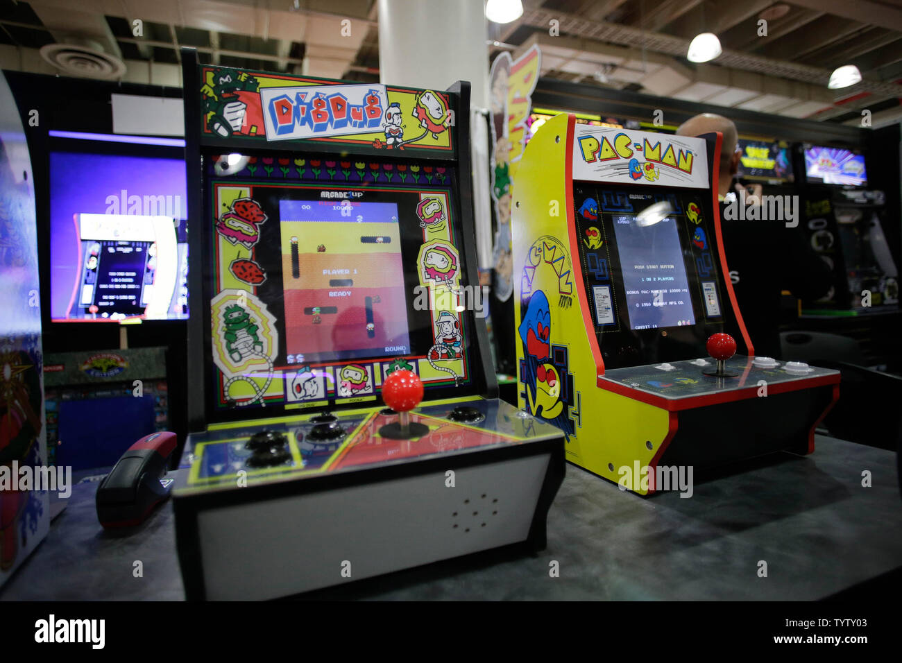 Classic arcade hi-res stock photography and images - Alamy