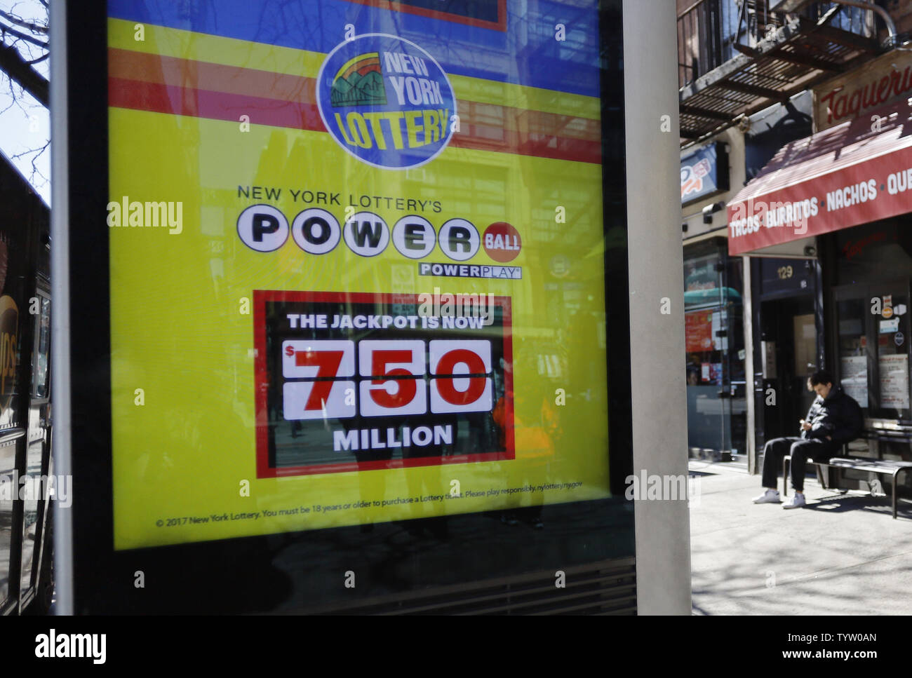 Powerball sign hi-res stock photography and images - Alamy