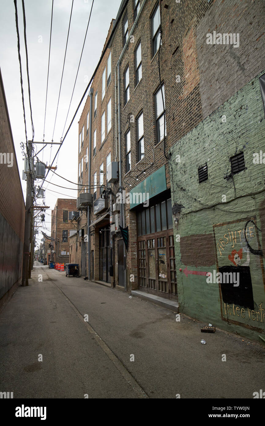 narrow alleyway behind stores in the wicker park neighborhood of ...