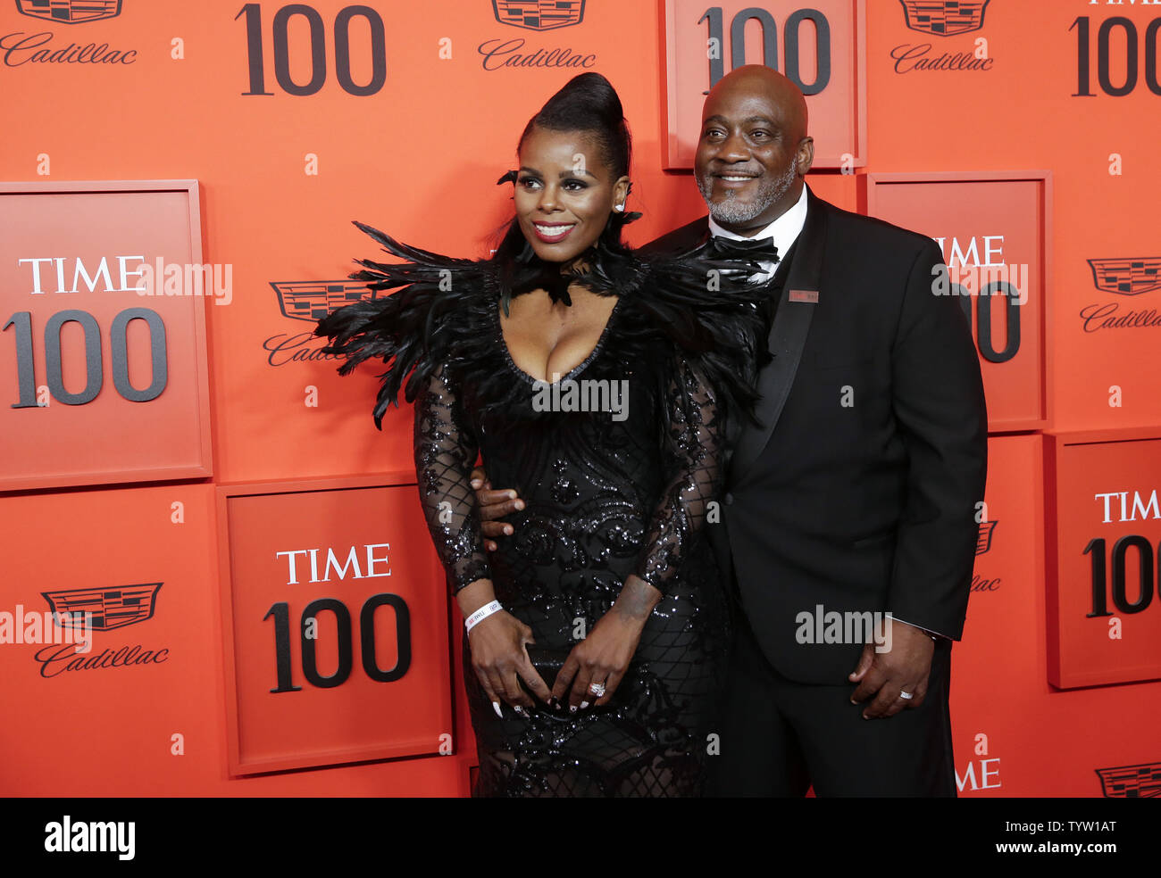 Desmond Meade and Sheena Meade arrive on the red carpet at the 2019 ...