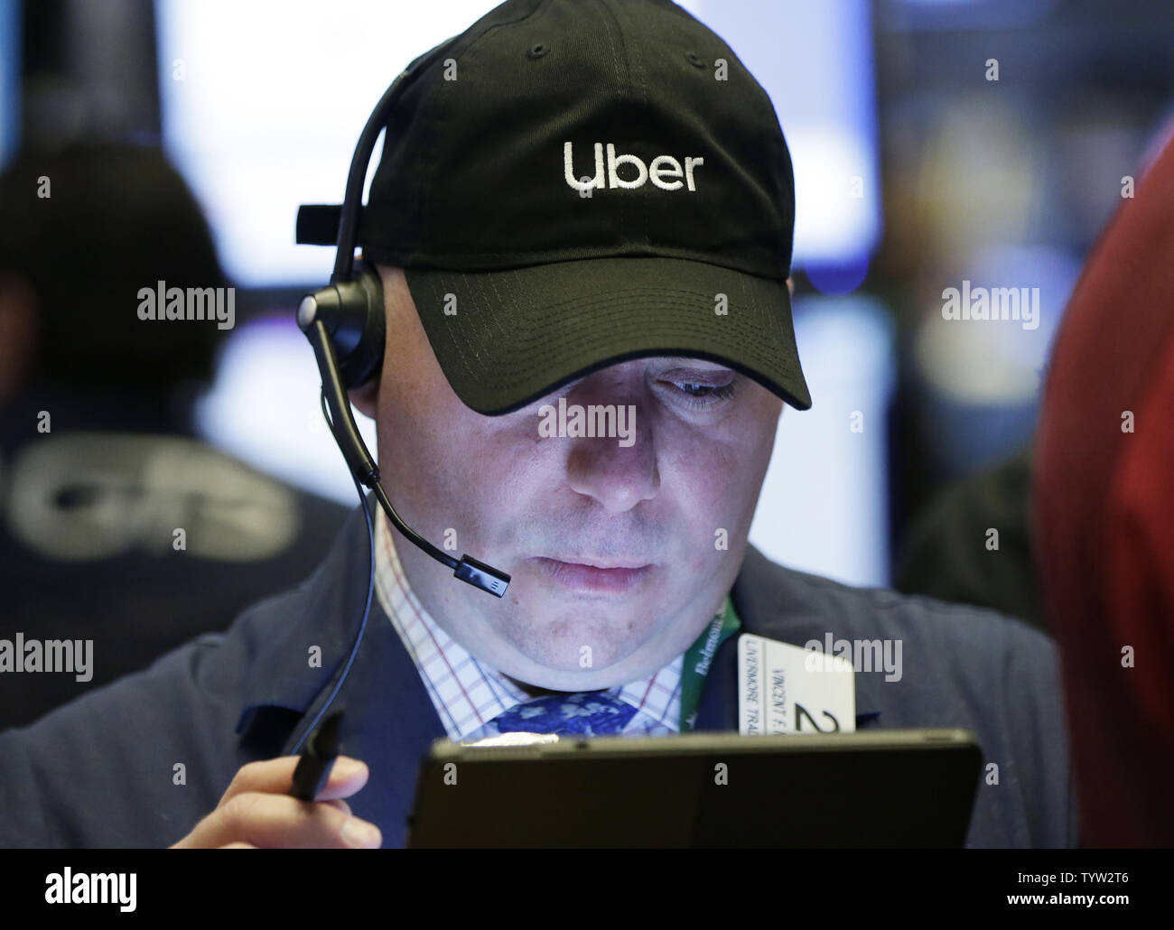 How uber works hi-res stock photography and images - Alamy