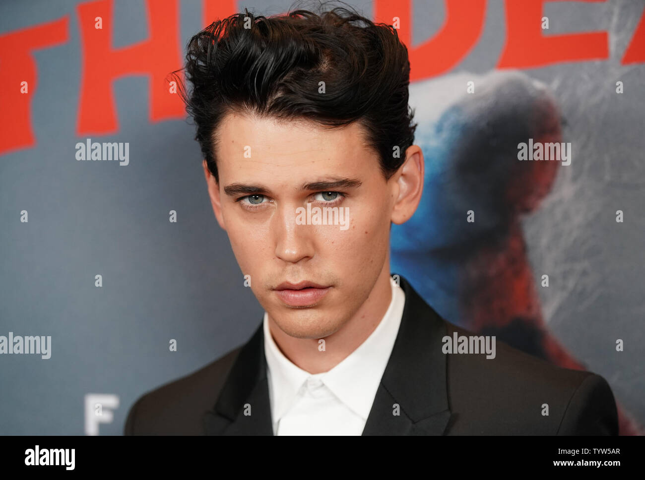 Austin Butler arrives on the red carpet at "The Dead Don't Die" New ...