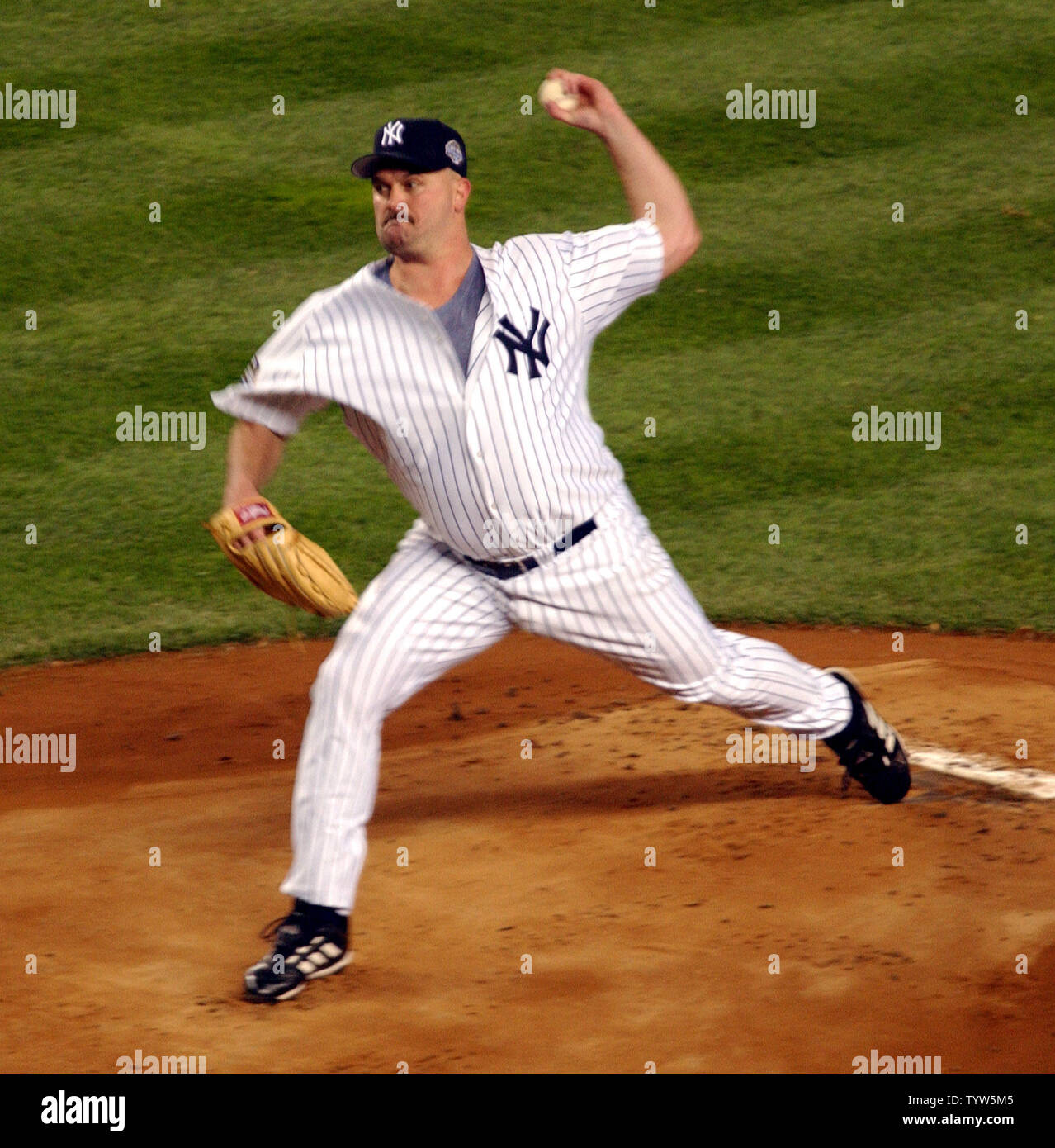 Yankee stadium 2003 hi-res stock photography and images - Alamy