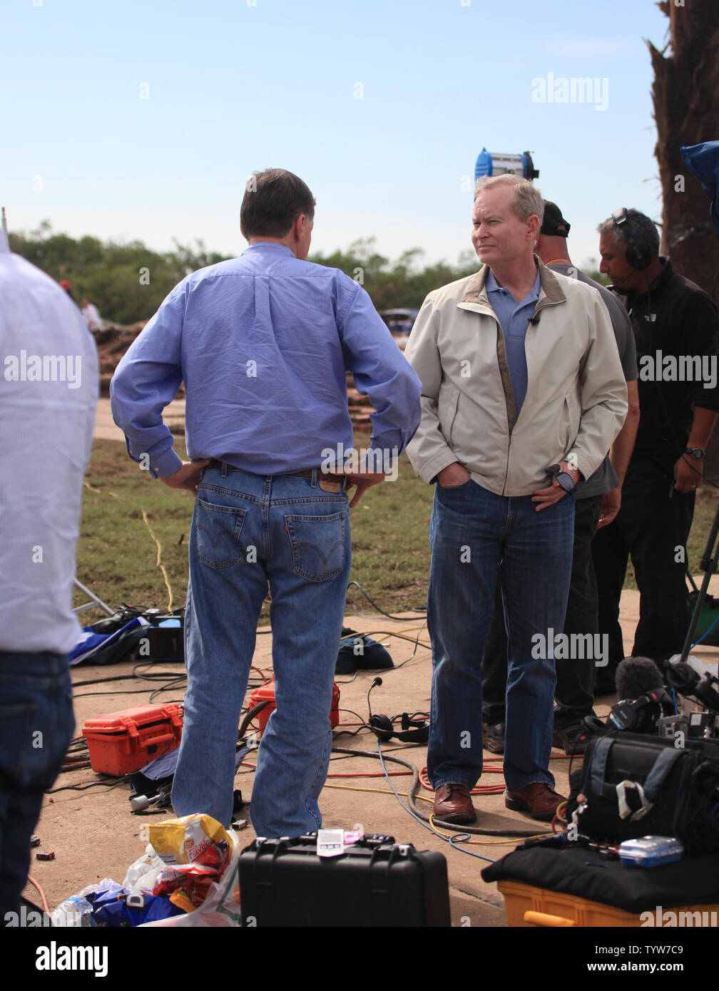 Oklahoma city Mayor Mick Cornett talks with United States ...