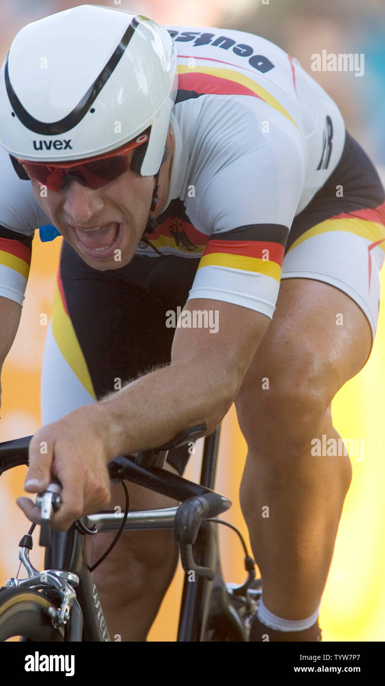Germany's Michael Rich finishes in fifth place in the men's cycling ...