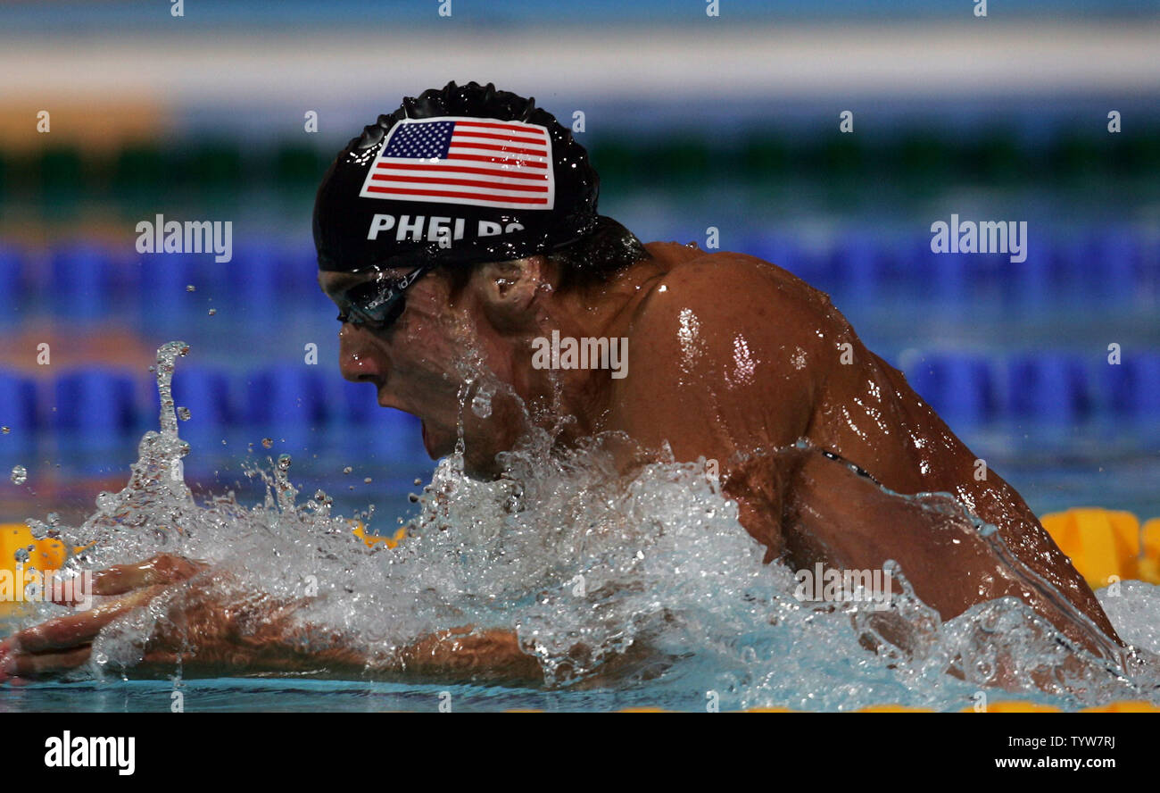 American swimmer Amanda Beard sets an Olympic record in the 200-metre ...
