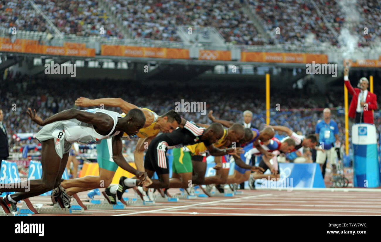 Mens 100 meter hi-res stock photography and images - Alamy