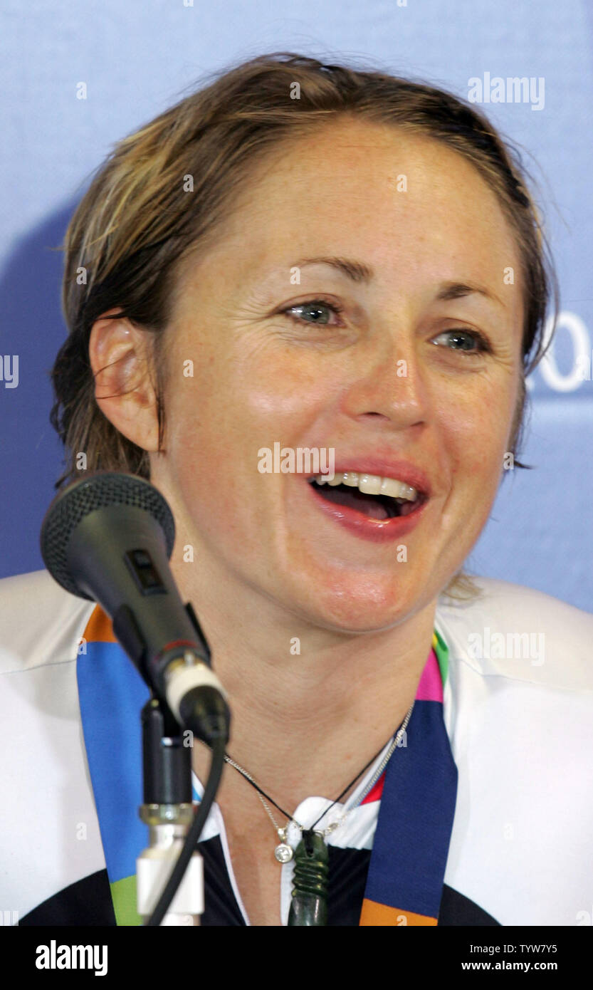 Sarah ulmer hi-res stock photography and images - Alamy