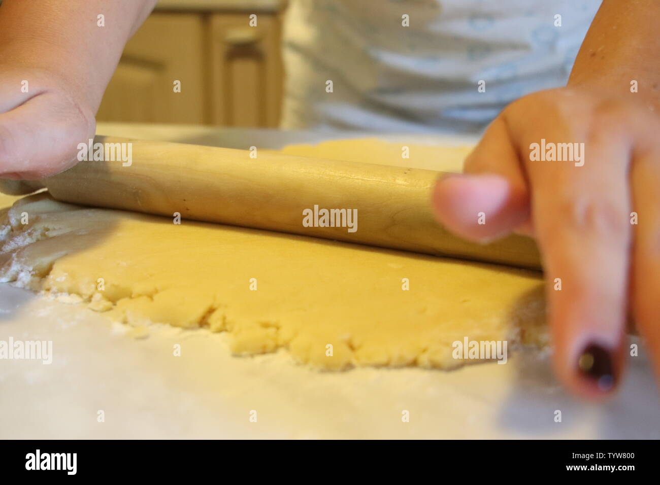 Rolling out puff pastry hi-res stock photography and images - Alamy