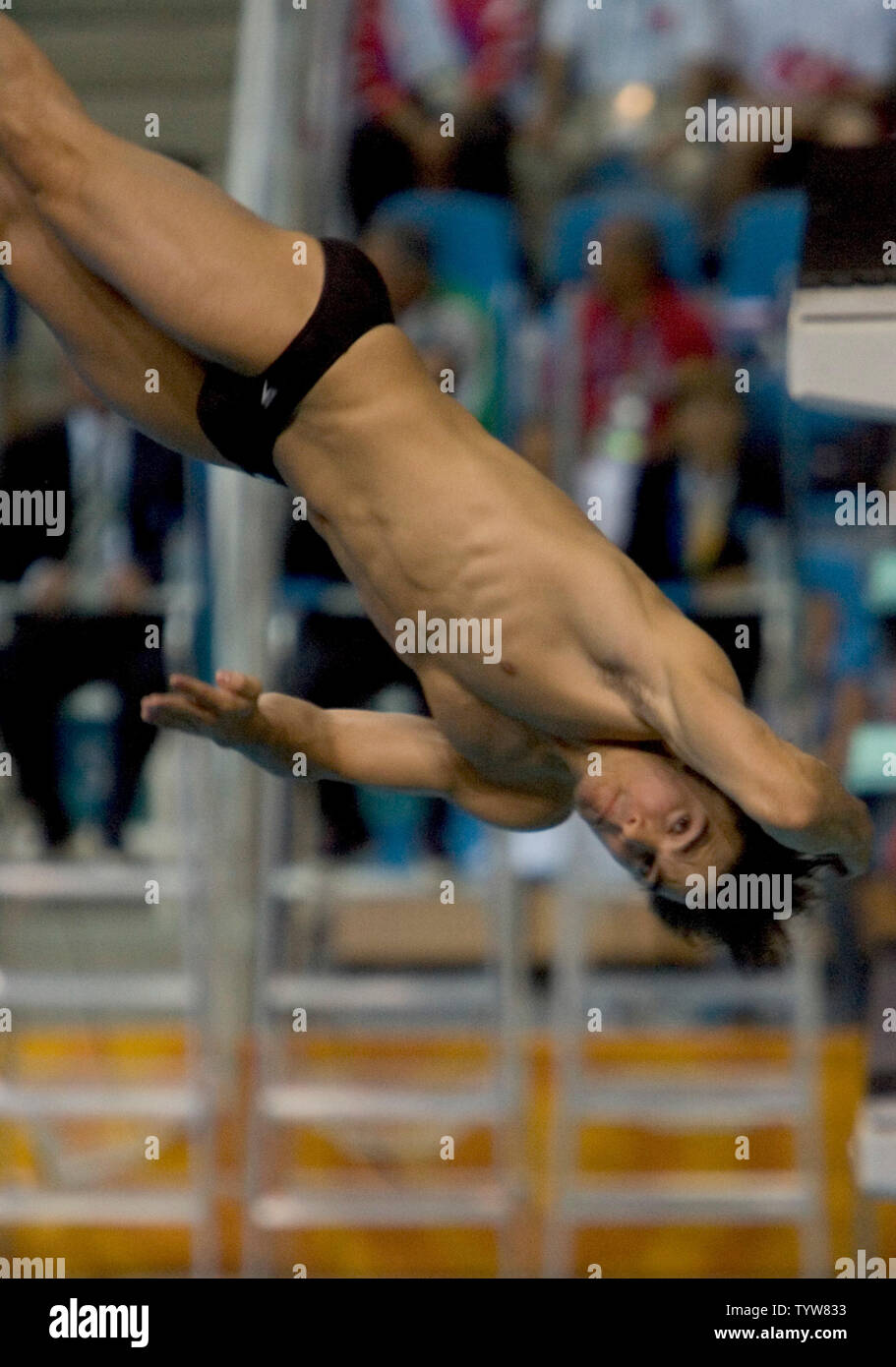 Canada's Alexandre Despatie wins silver in the men's 3-meter ...