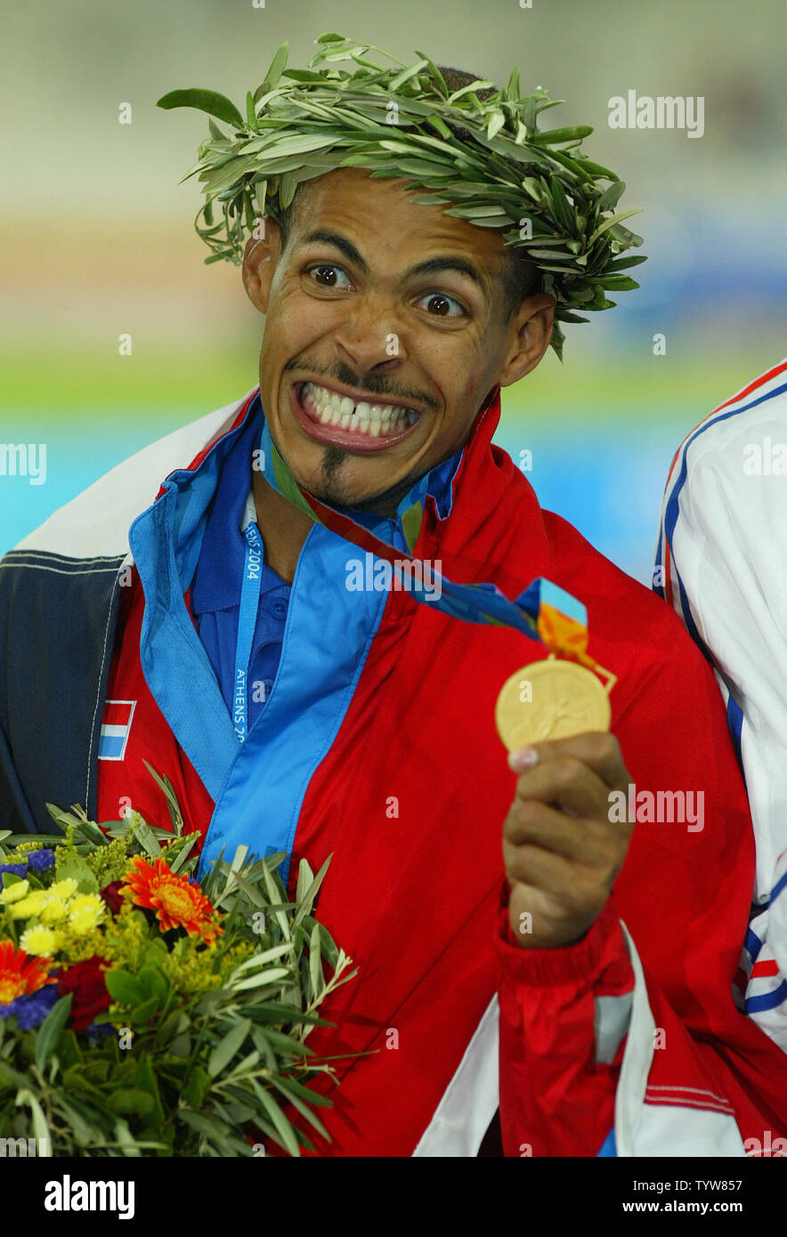 Hurdles 2004 olympic games in hi-res stock photography and images - Alamy