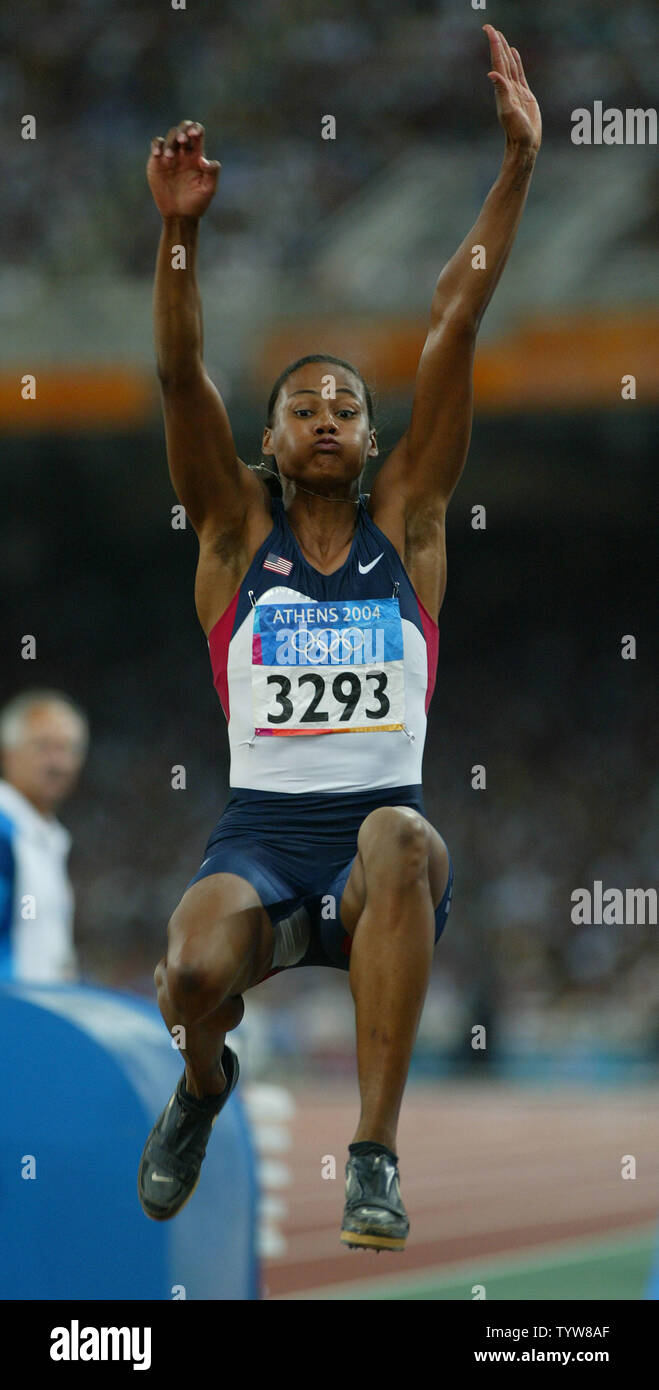 2004 jones hi-res stock photography and images - Alamy