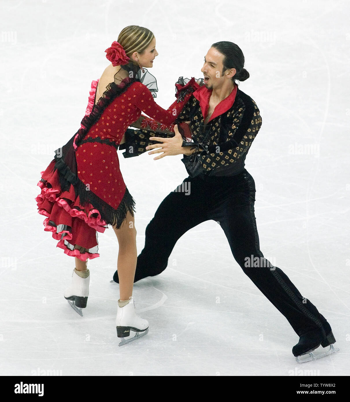 Pairs ice dance hi-res stock photography and images - Alamy