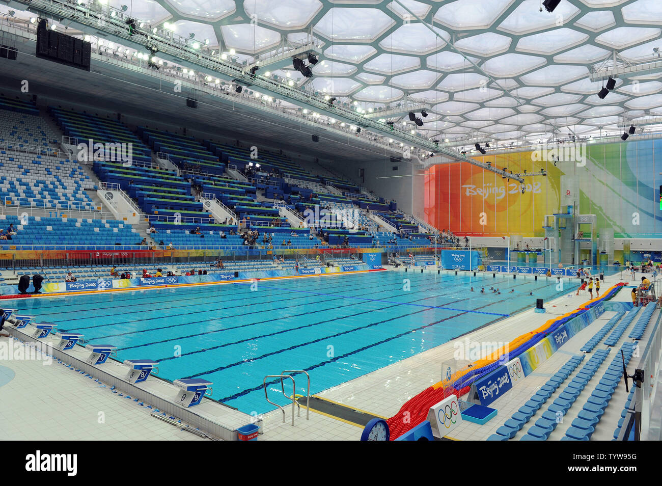 Divers and synchronized swimmers practice their routines for the Summer ...