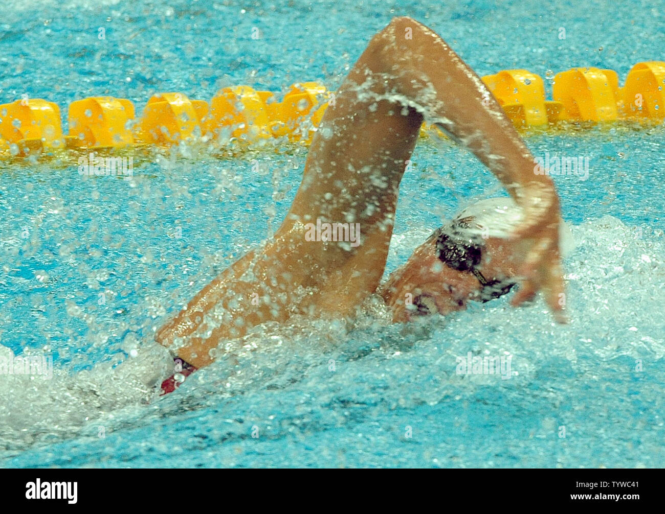 USA's Dara Torres, aged 41, qualifies in third place in the Women's 50M ...