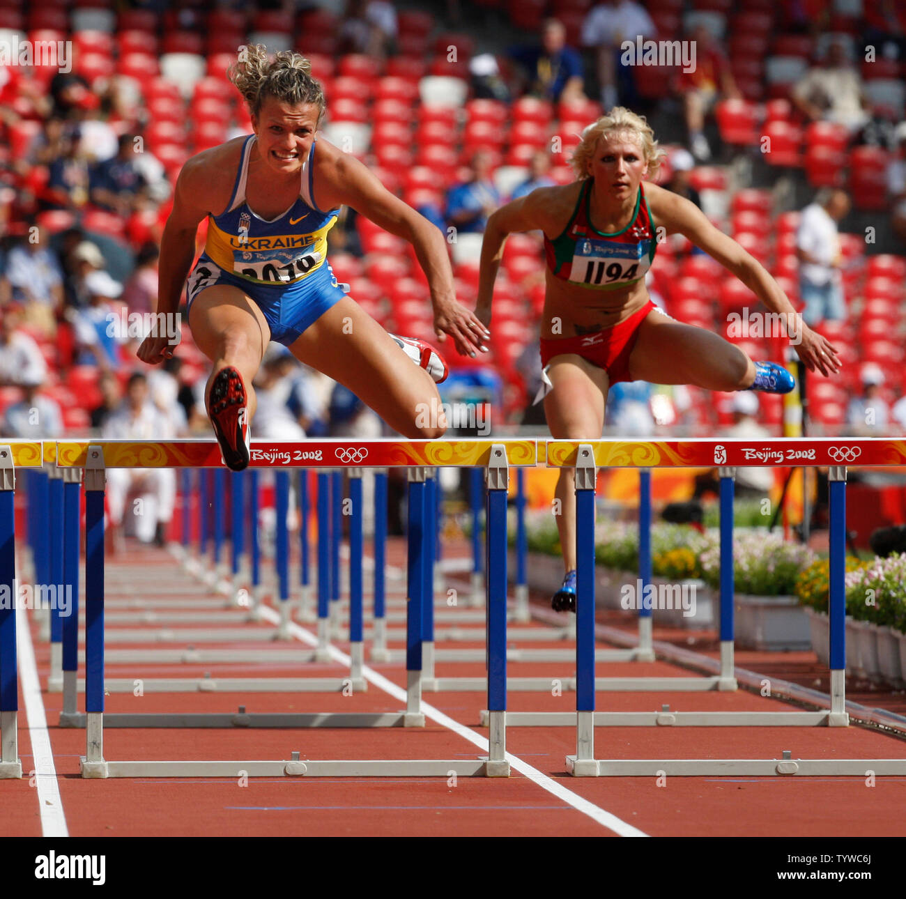 100 meter hurdles hi-res stock photography and images - Alamy