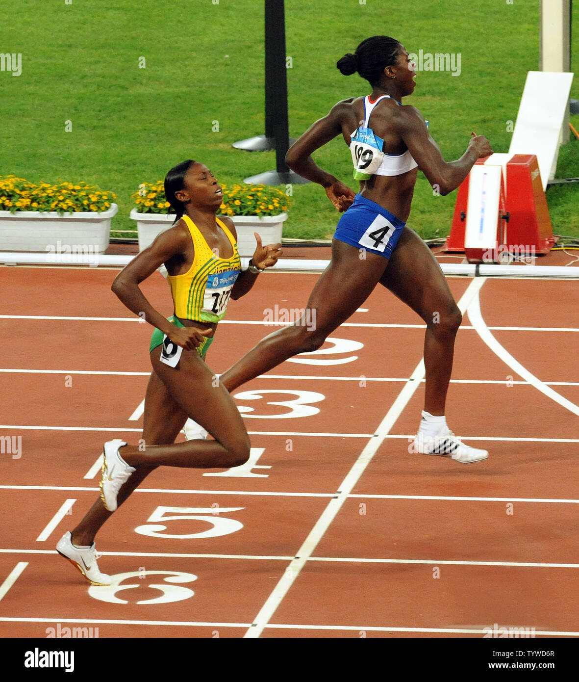 Britain's Christine Ohuruogu wins the Women's 400M final at the ...